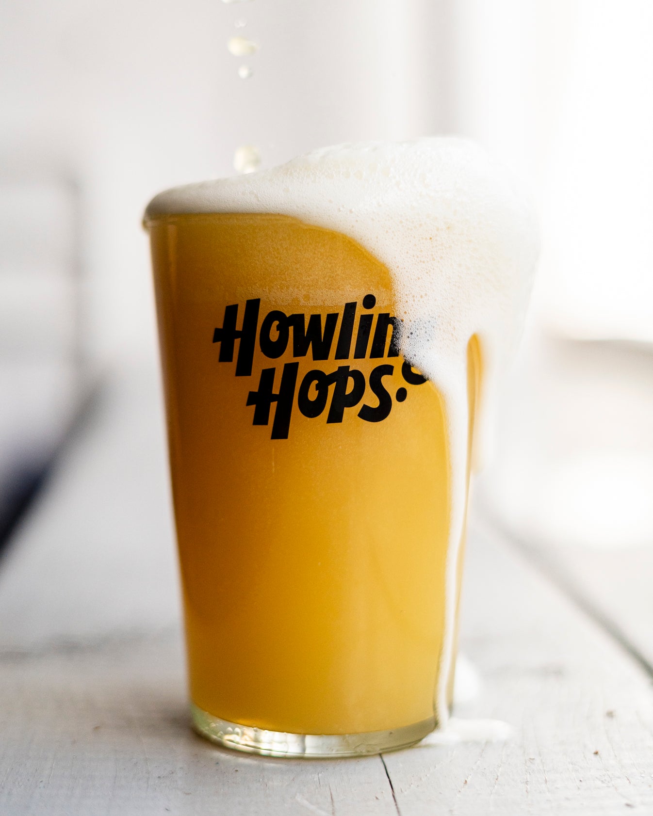 TROPICAL DELUXE – Howling Hops